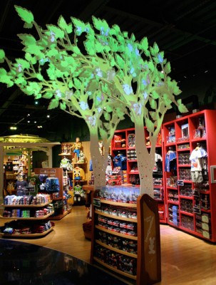 New Disney Store Encourages Imagination - 100 Directions