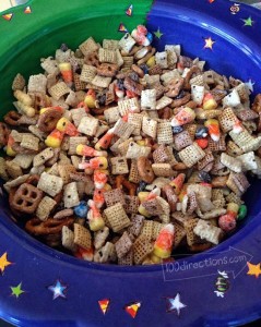 Quick and Yummy Halloween Party Mix - 100 Directions
