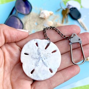 Make a Faux Sand Dollar Keychain - 100 Directions